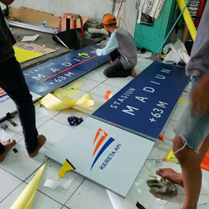 Neon Box | Billboard | Papan Nama | Huruf Timbul